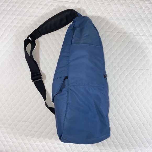 L.L. Bean | Bags | Ll Bean Cross Body Sling Bag Blue Kristi Embroidered ...